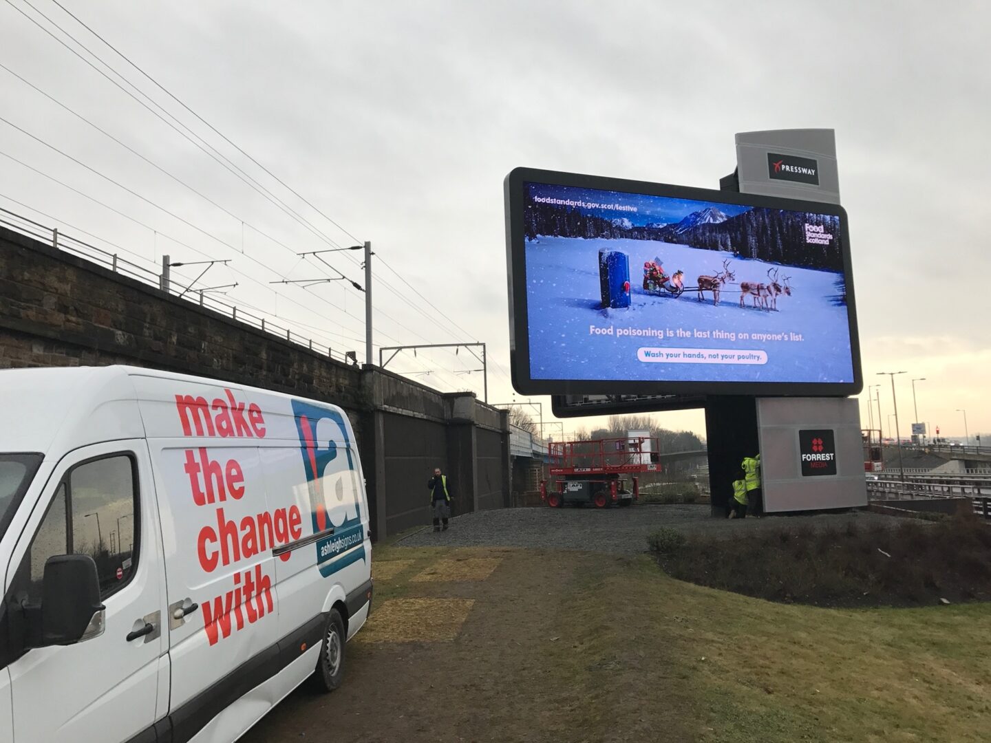 Signage Maintenance - Ashleigh Signs