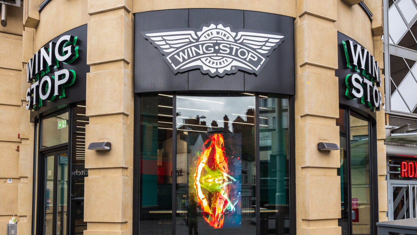 Casual dining signage - Wingstop, Nottingham - Ashleigh Signs